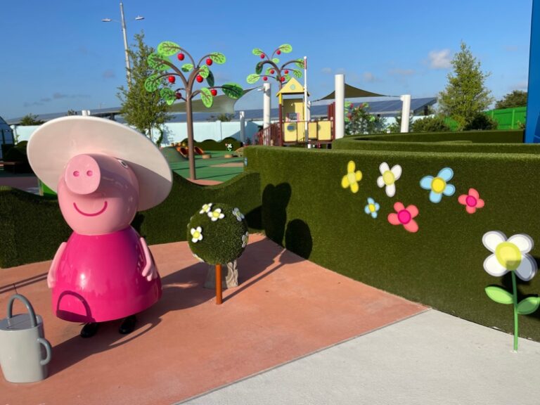 Peppa Pig Theme Park Featured Project | Playground Grass